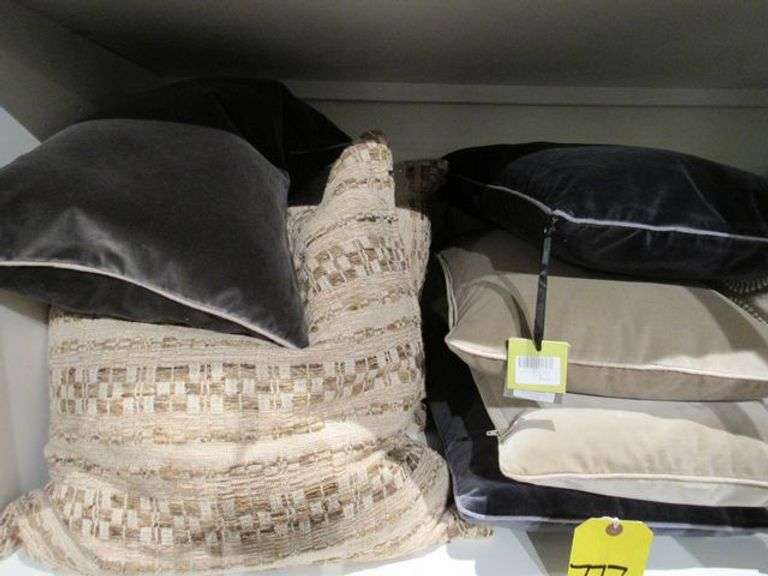 ASSORTED PILLOWS (sold 10x the money) - Rosen Systems