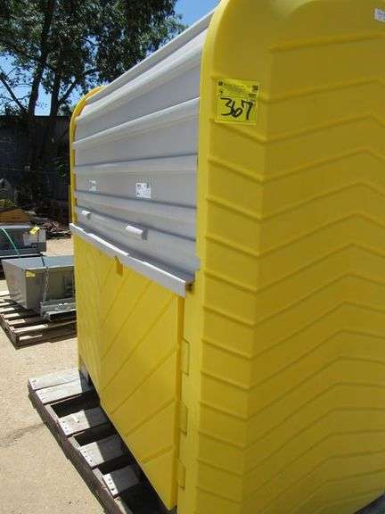 OUTDOOR SPILL CONTAINMENT PALLET, ULTRATECH 9613 - Rosen Systems