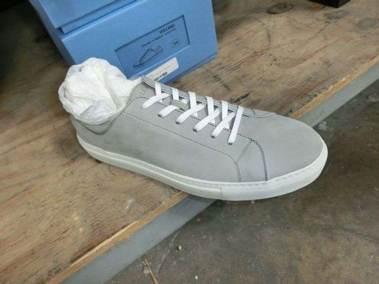 CALO VULCANO SUEDE SHOES MADE IN ITALY - (1) 43, (1) 44, (1) 44-1/2 ...