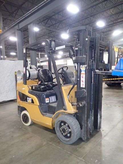 CATERPILLAR FORKLIFT MODEL 2C6000 SERIAL AT83F32376 *DELAYED REMOVAL ...