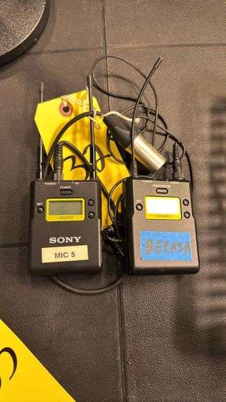 Sony UTX-B03 UTX-P03 Wireless Mic System, Serial: 118839, 118084 ...