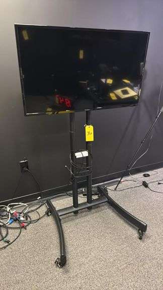 Westinghouse 42" LED TV, Model WD42FB2680, Rolling Stand, Serial ...