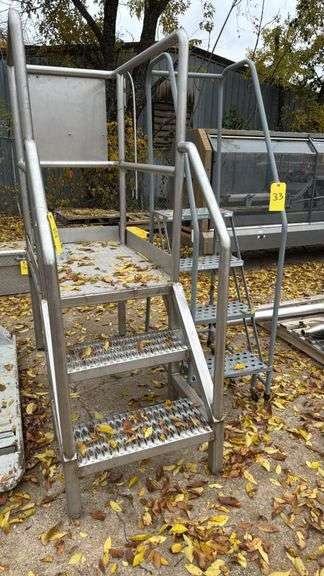 Rolling Work Platform, 3 Steps, Handrails, Aluminum/Steel - Rosen Systems