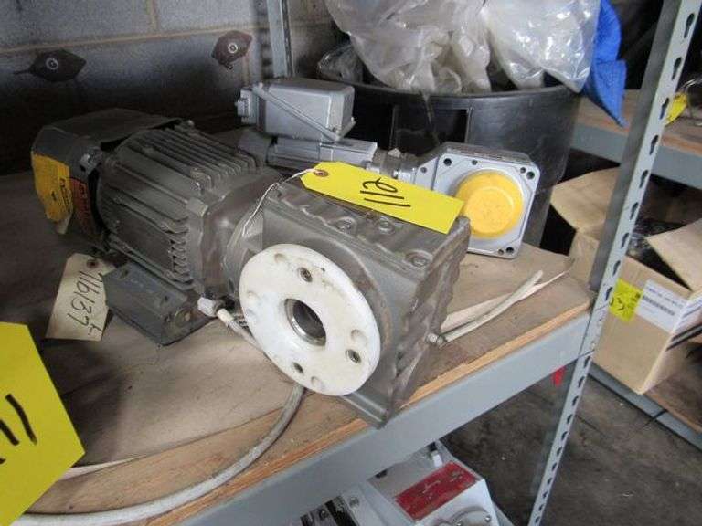 (1) RYTEC MOTOR TYPE DRS8OS4BE1HR/4 AND (1) SUMITORM DRIVE TECHNOLOGIES ...