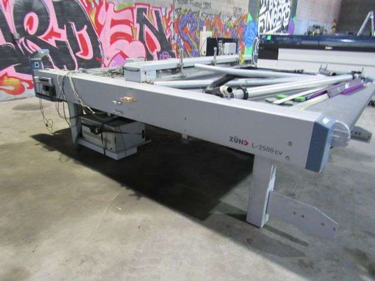 ZUND FLATBED DIGITAL CUTTER MDL L-2500CV S/N L0250495 - TABLE APPROX ...