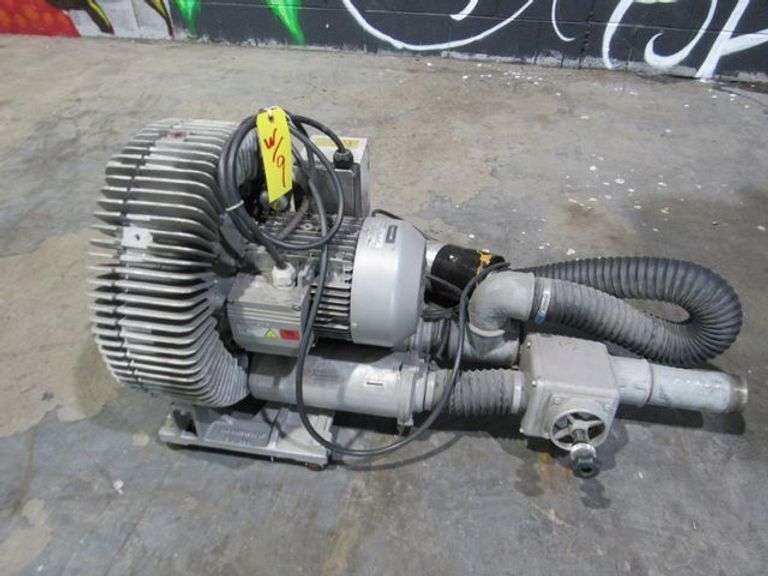 ZUND FLATBED DIGITAL CUTTER MDL L-2500CV S/N L0250495 - TABLE APPROX ...