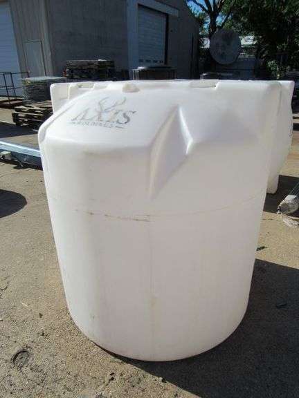 250-GALLON CAPACITY POLY WATER TANK - Rosen Systems