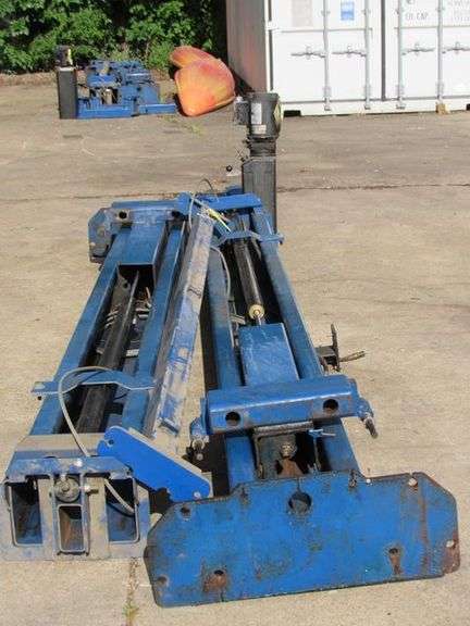 2-POST AUTOMOTIVE LIFT, FORWARD 7,000-LB MDL DP07A WITH HYDRAULICS AND ...