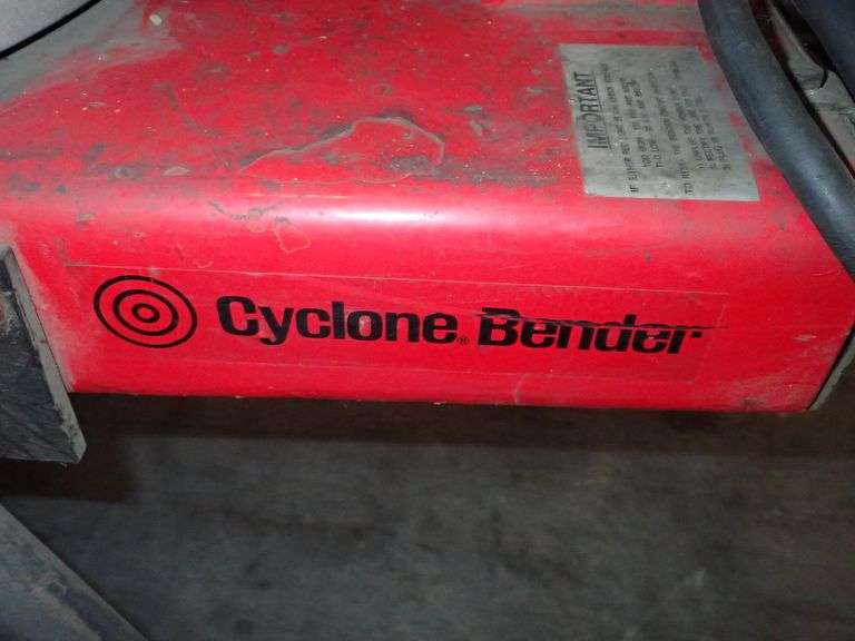 GB - INTERPAC CYCLONE PORTABLE PIPE BENDER MODEL B-2000 - Rosen Systems