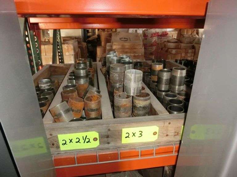 CONTENTS OF (5) SECTIONS OF PALLET RACKING INCLUDING ASSORTED HARDWARE ...