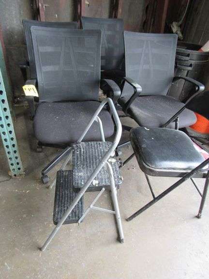 LOT, (4) OFFICE CHAIRS, (1) FOLDABLE CHAIR AND (1) COSCO 2-STEP STOOL ...
