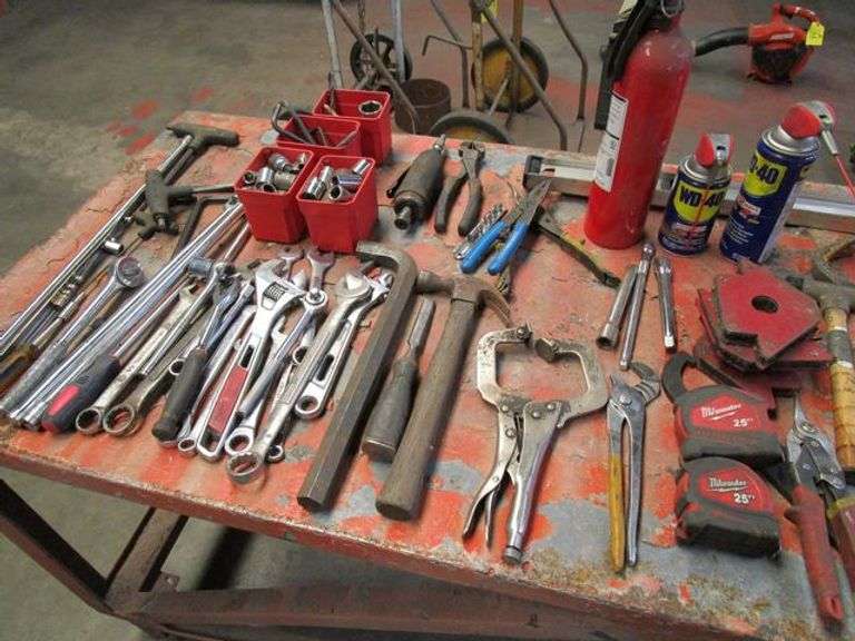 LOT OF ASSORTED SMALL HAND TOOLS, RACHETS, SOCKETS, WRENCHES ...