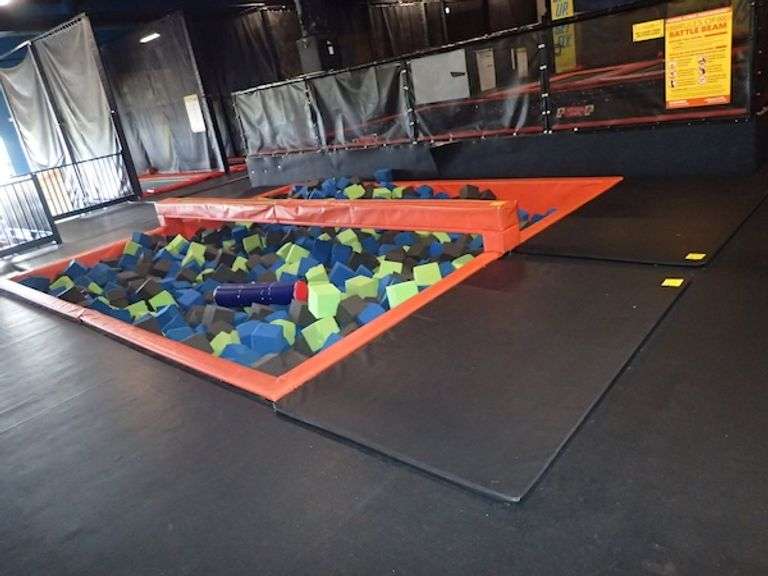 Battle Beam Adventure Zone w/ Contents - Rosen Systems