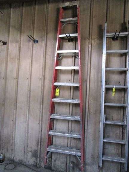 10' FIBERGLASS STEP LADDER - Rosen Systems