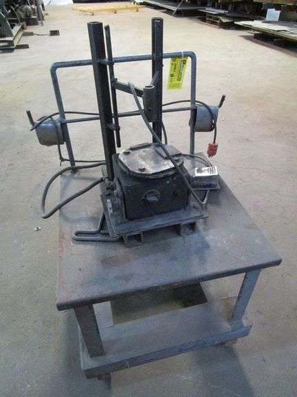 SMALL WELDING POSITIONER, NO INFO, 115V, W/METAL CART & FOOT SWITCH ...