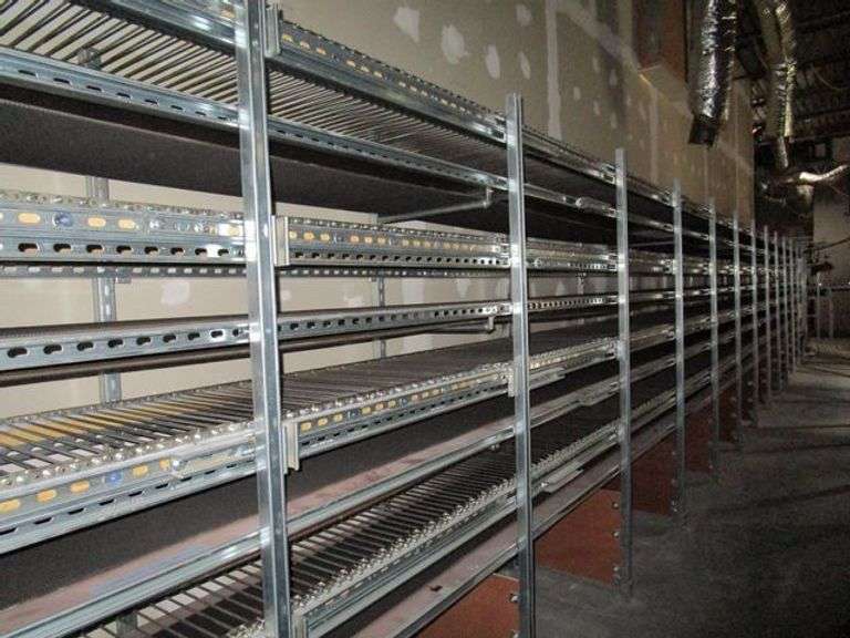 BRYANT 4-TIER TELESCOPER AIR FORM MOTORIZED BELT CONVEYOR APPROX. 55 ...