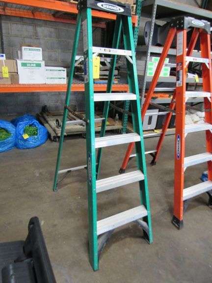 WERNER 6' FIBERGLASS STEP LADDER MDL. FS206 - Rosen Systems