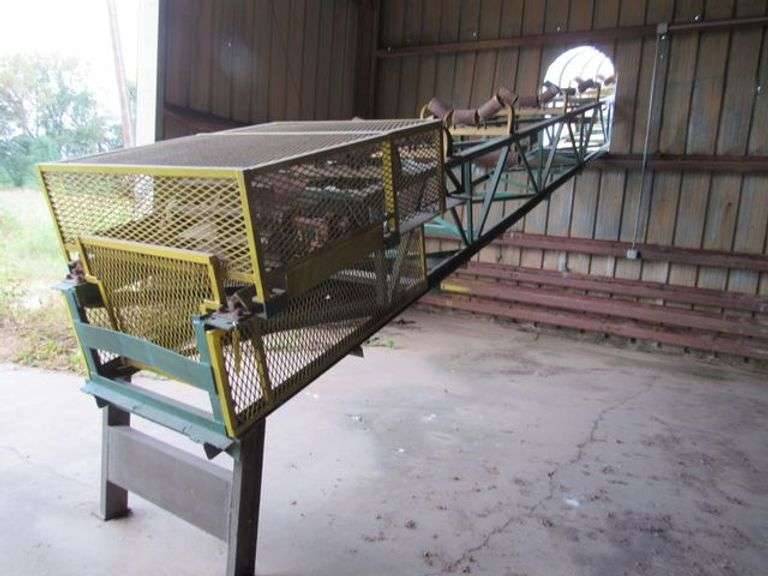 IDLER TROUGH ROLL CONVEYOR WITH DRIVE MOTOR - Rosen Systems