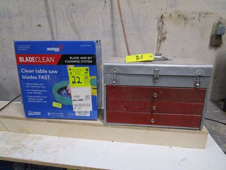 LOT, (1) SMALL METAL TOOLBOX & (1) MICROJIG BLAD CLEAN BLADE & BIT ...