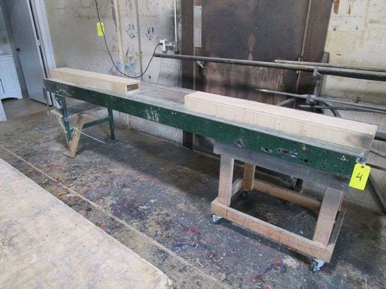 METAL/WOOD SHOP MADE SAW TABLE, 24" X 10' LONG - Rosen Systems