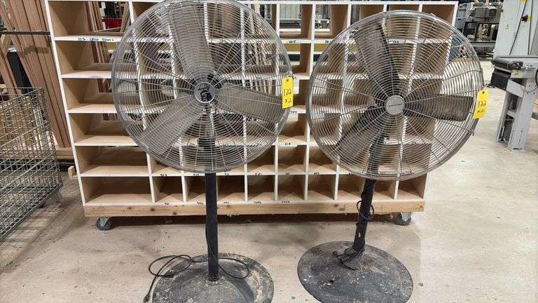 King of Fans Pedestal Fan, Metal, Silver & Black, 18" Diameter - Rosen ...
