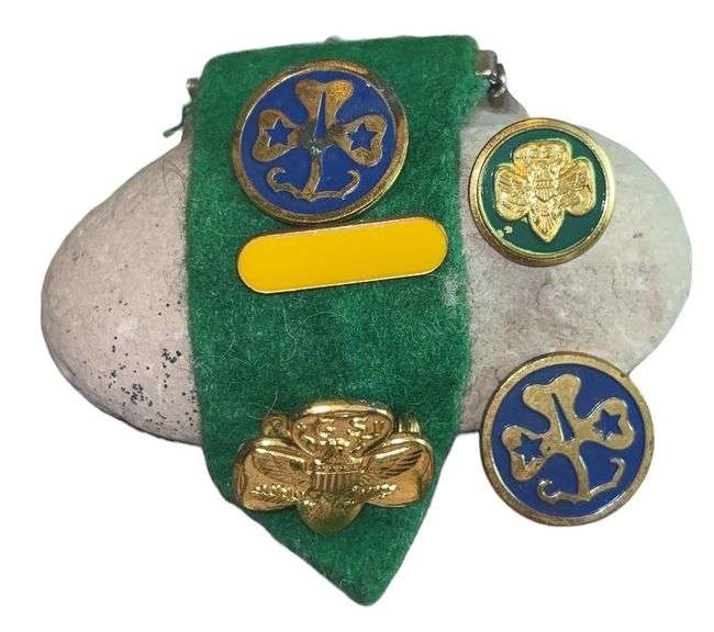 Girls Scout Pins - reSettled Life