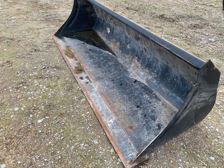 100" Tractor bucket Euro Attch. fits T-5 New Holland - Rivers West Auction