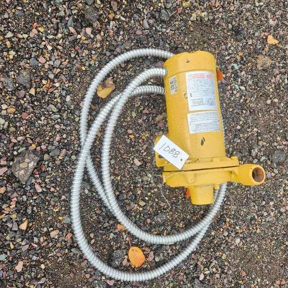 1HP electric pump - Rivers West Auction