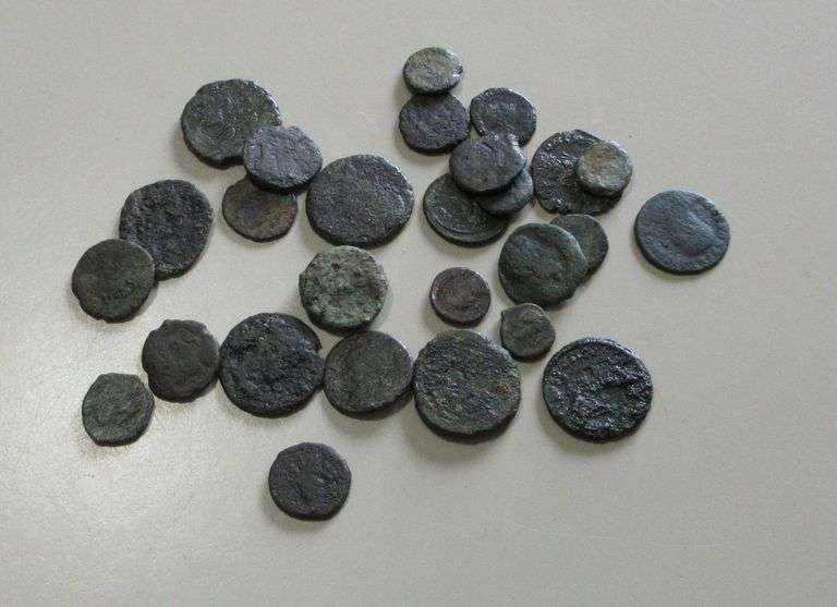 LARGE LOT OF ANCIENT ROMAN COINS - Star Coin and Currency, LLC