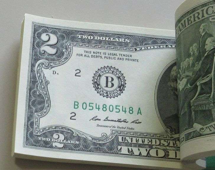 UNCIRCULATED CONSECUTIVE $2 BEP PACK WITH REPEATER SERIAL NUMBER - Star ...