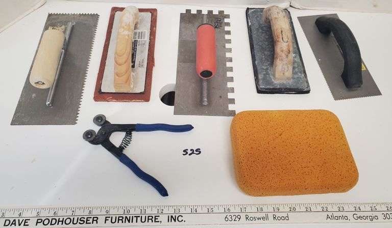 7 pc Float, Notch Trowels, VCT and Sheet Vinyl Trowel and More (Located ...