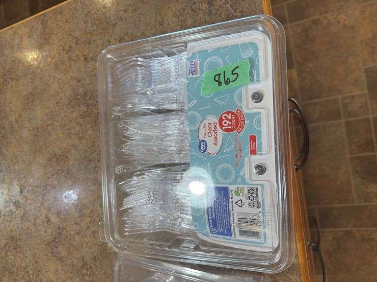 New clear plastic assorted silverware 192 count, opened plastic ...