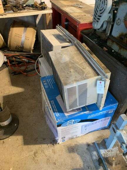 4 Window Units - Schmid Auction