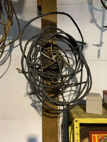 Air Hose, Electrical cords, and misc hoses and cords - Schmid Auction