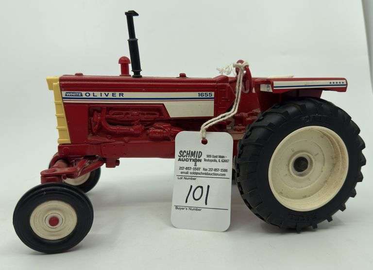 ERTL White Oliver 1655 tractor, 1997 farm show Oliver 1655 heritage, 1/ ...