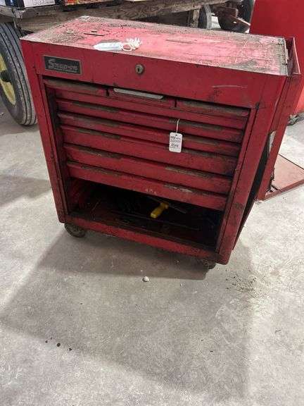 Snap on toolbox on wheels with misc. tools - Schmid Auction