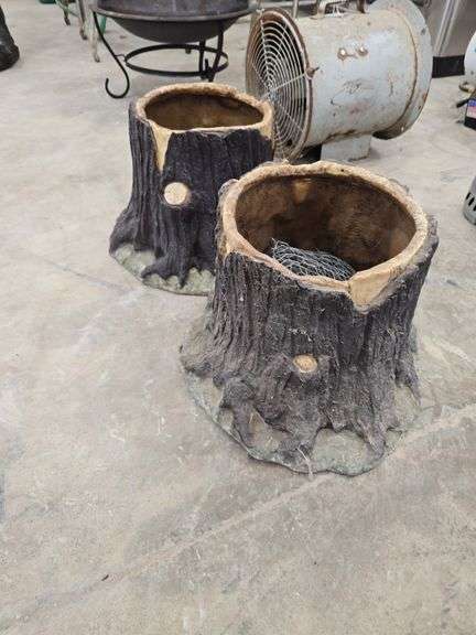 2 decorative tree stumps - Schmid Auction