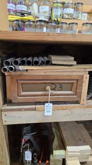 Chain, dowel rods, metal pipe - Schmid Auction