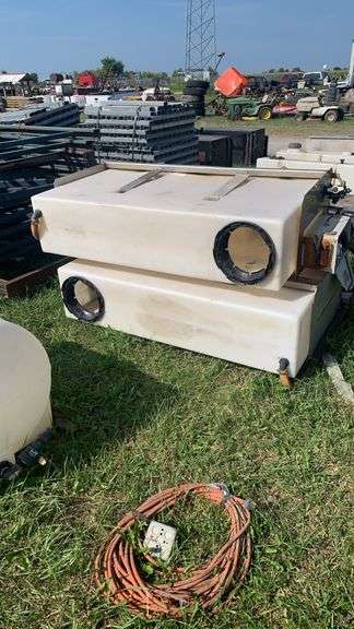 2 Square 100 gallon tanks w/pumps - Schmid Auction