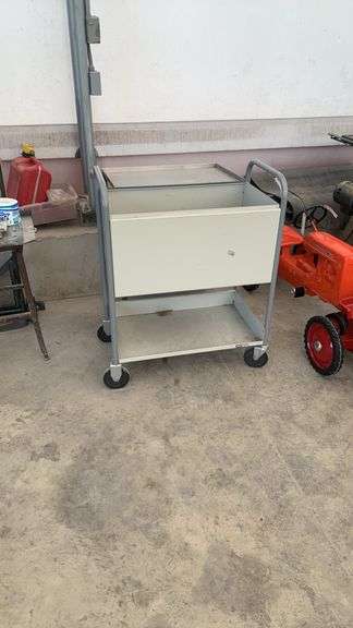 2 Roll around carts - Schmid Auction