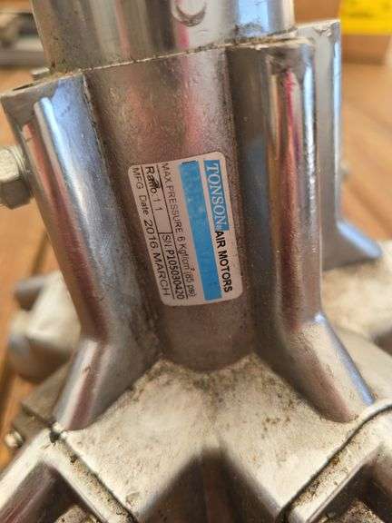 Tonson air motors - Schmid Auction