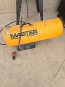 Master 375,000 BTU propane heater - Schmid Auction
