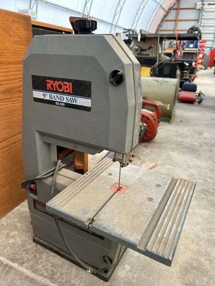 Ryobi 9'' Bandsaw - Schmid Auction