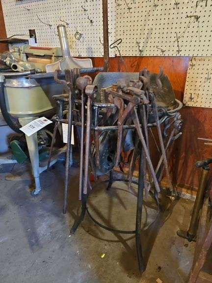 Antique Blacksmith Forge with Blower and tools from Hunt City, IL Jim ...