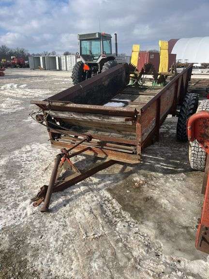 Case single axle manure spreader - Schmid Auction