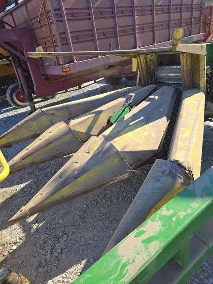 John Deere 3970 Silage Chopper, 3 Row Corn Head, 7ft Hay Head, Metal ...