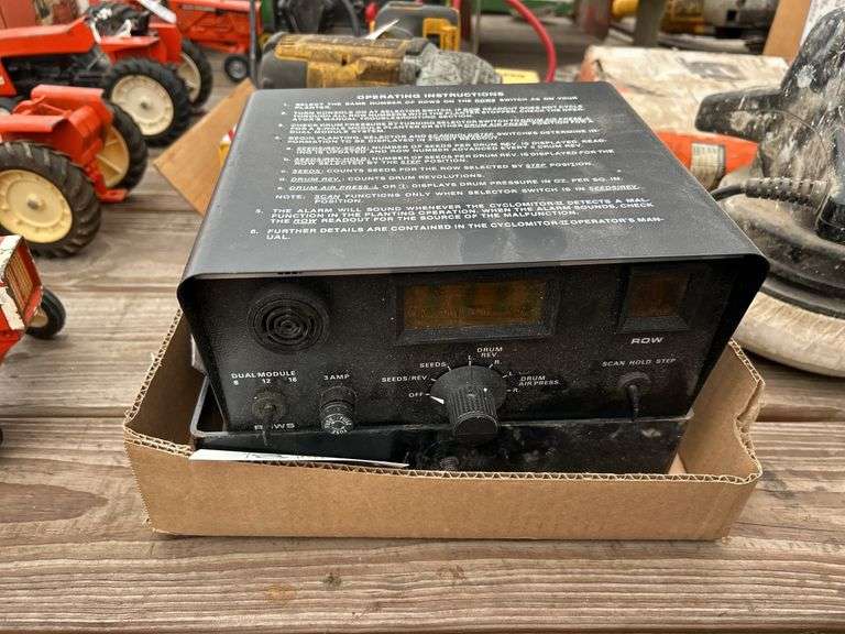 Seed Flow, Planter monitor - Schmid Auction