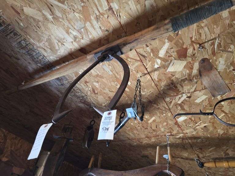Antique 2 man ice tongs w/long wood handle - Schmid Auction