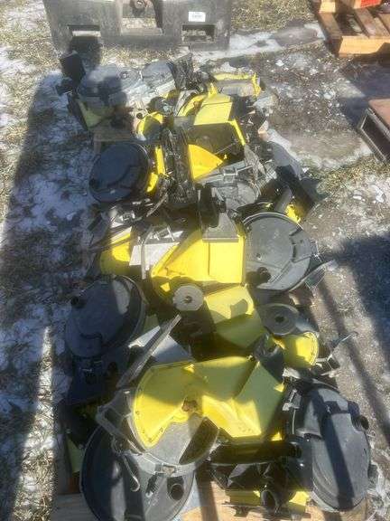 16 JD XP Meter Seed Disc - Schmid Auction