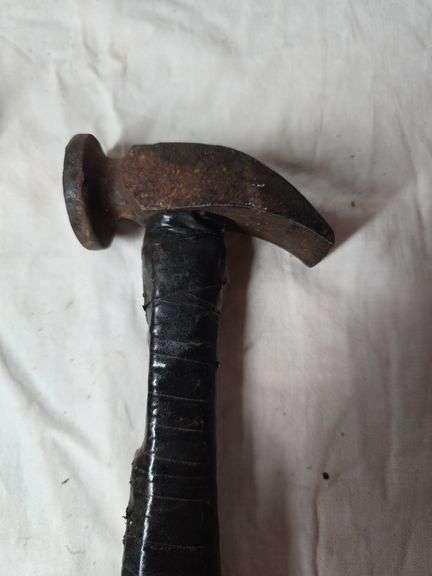 2 automotive body hammers vintage and large hammer - Schmid Auction